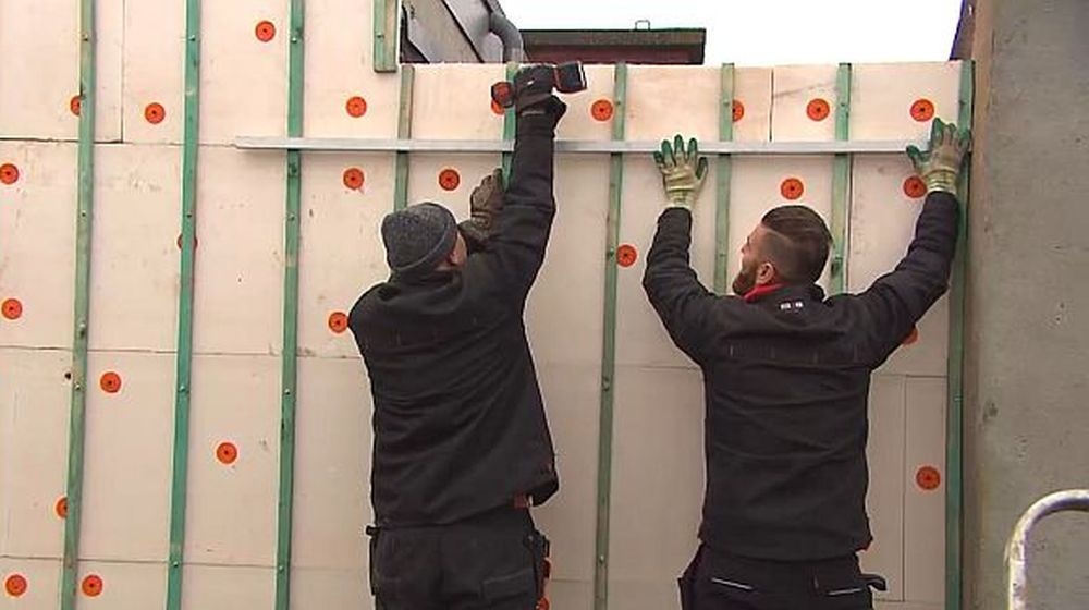 PRÉPARATION POUR DES PANNEAUX DE FACADE: LE LATTAGE - Dobbit