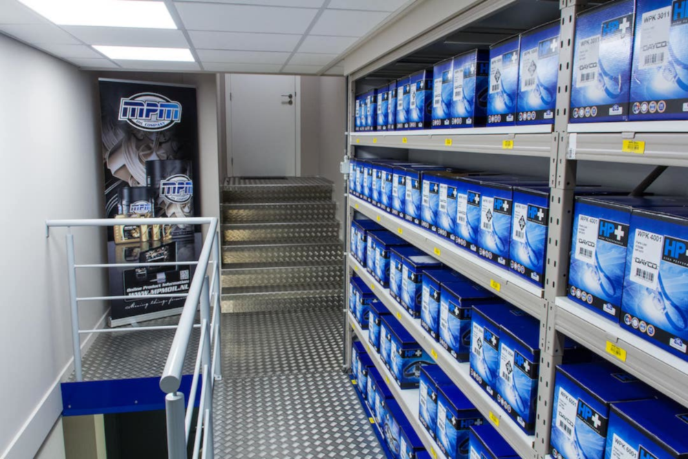 Le one-stop-shop pour chaque professionnel automobile - Dobbit