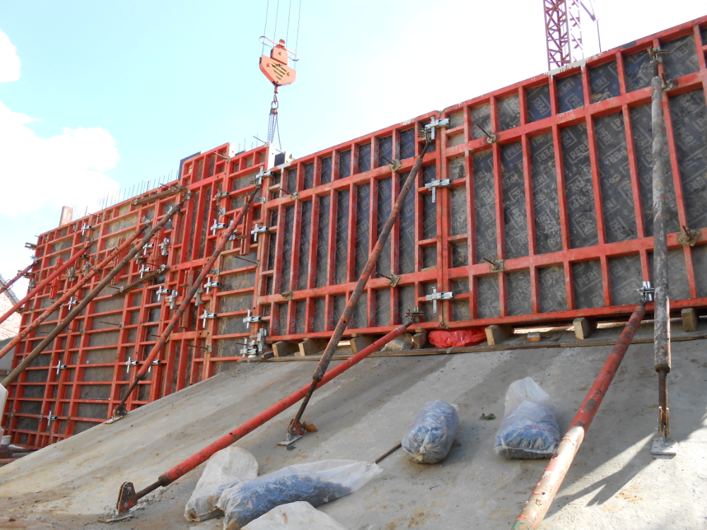 Un coffrage laisse place à la créativité - Dobbit