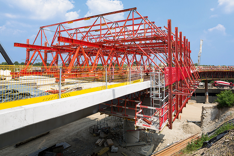 Coffrage pour des ponts et tunnels - Dobbit