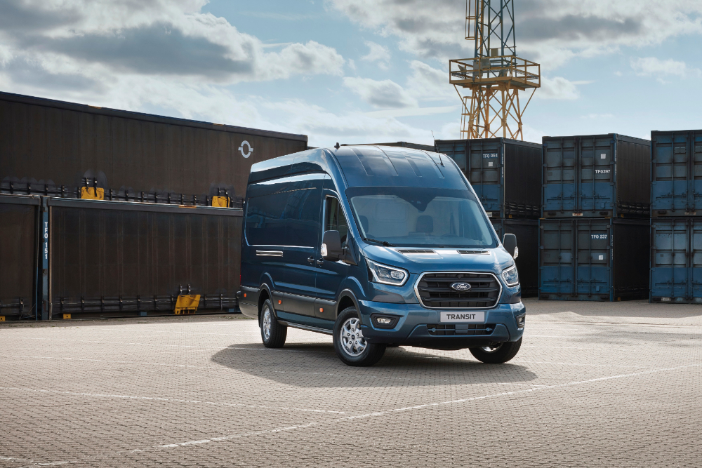 Nouveau Ford Transit 2T - Dobbit
