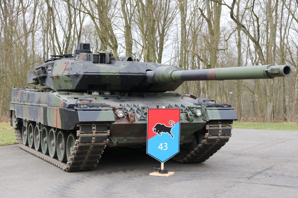 L'entretien d'un char Leopard - Dobbit