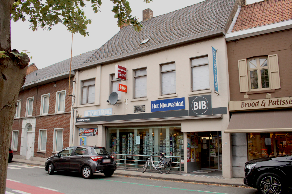 Une vaste offre de presse fait le succès de la librairie Bib - Dobbit