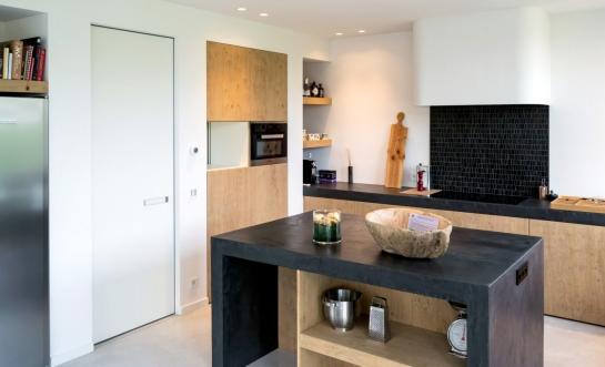 La porte invisible embellit l'intérieur - Dobbit