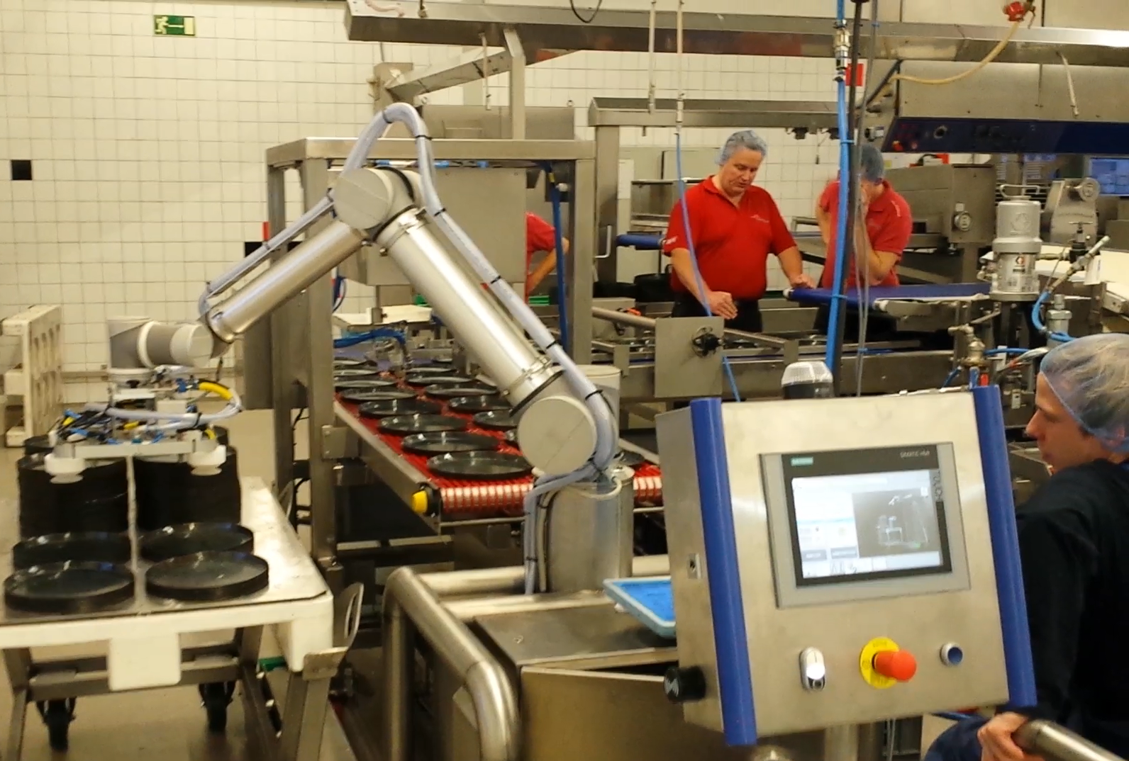 Remarques Les cobots dans l'alimentation et les FMCG ? - Dobbit